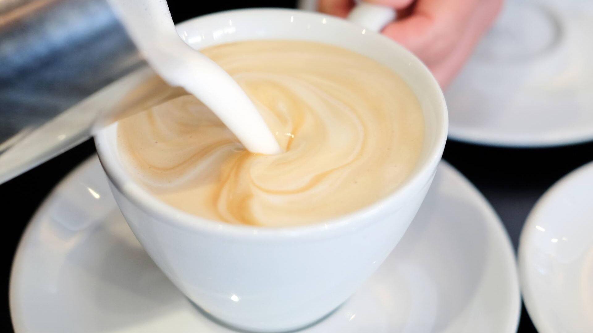 Wie geht ein Milchkaffee? | Kaffee Partner